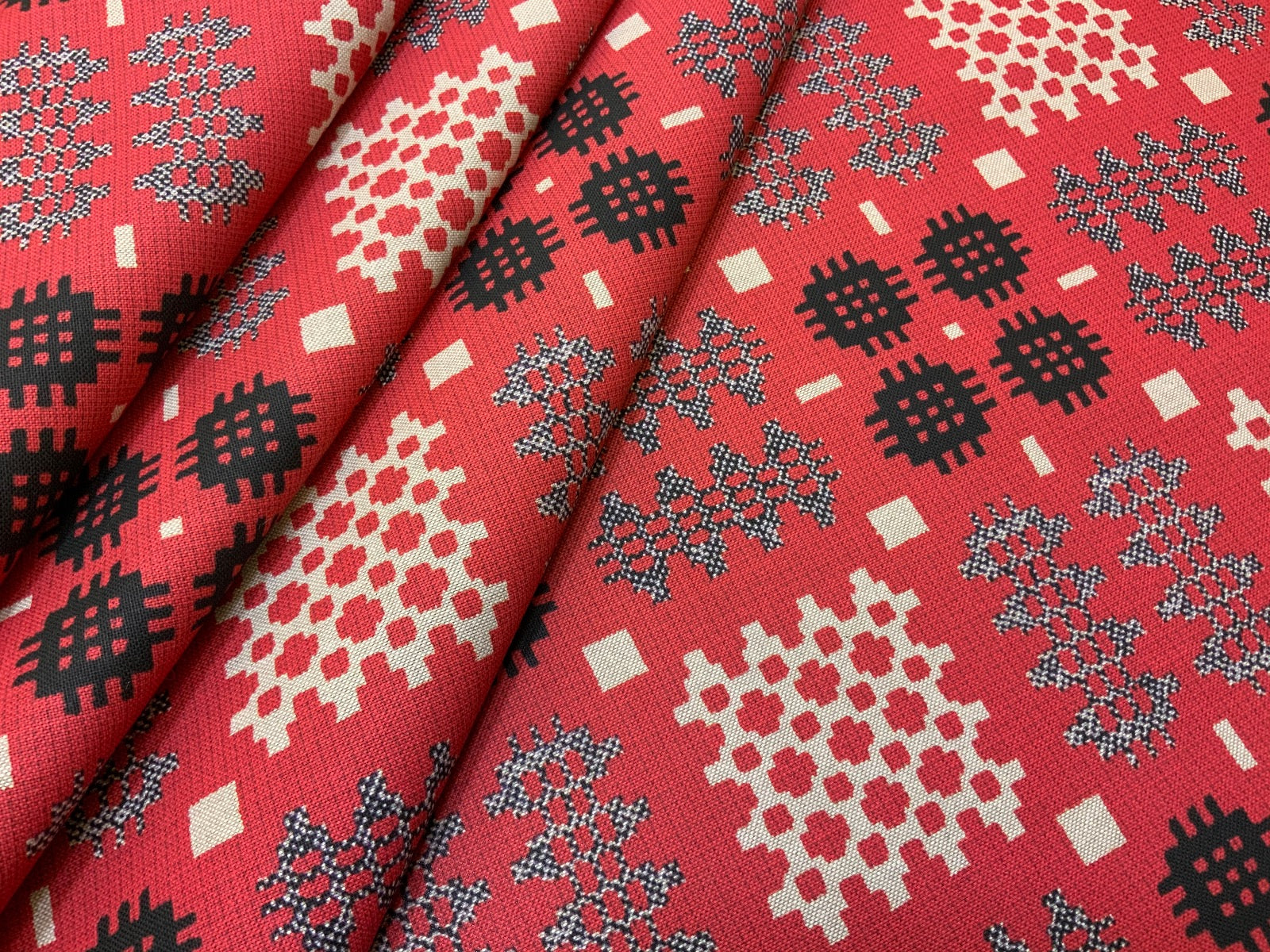 Linen Look Welsh Blanket Red Print S65 | Textile Express | Buy Fabric ...